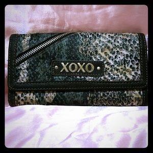 XOXO | Bags | Xoxo Wallet | Poshmark
